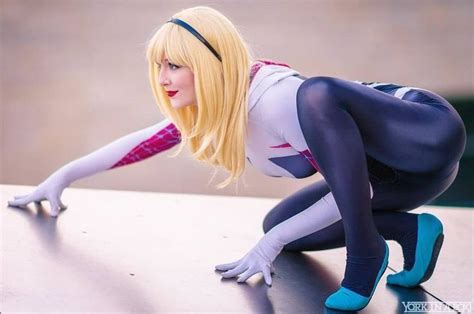 Spider Gwen By Ashlynne Dae‏ Spider Gwen Spider Gwen Cosplay Spider