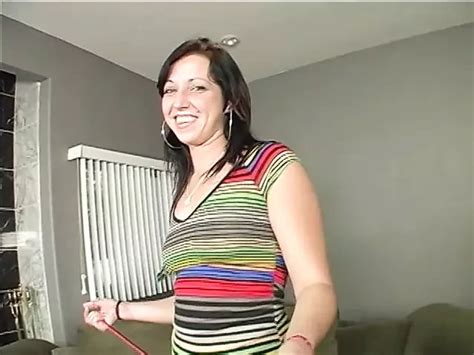 欲火中烧的荡妇在粗暴性爱后让她的骆驼趾喷出精液 xHamster