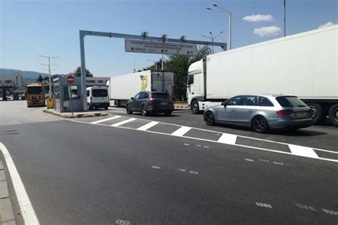 Интензивен трафик на границата с Гърция