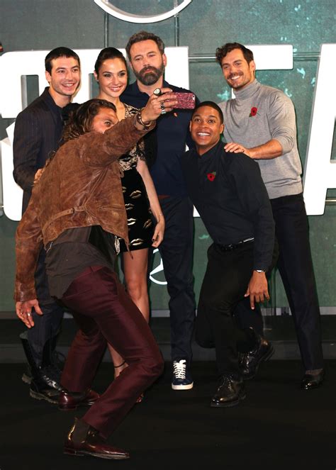 Gal Gadot Justice League Photocall In London 11042017 • Celebmafia