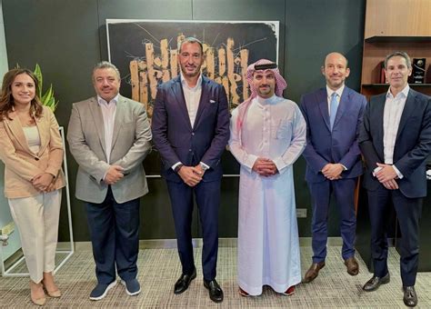 جريدة الرياض إي اف چي هيرميس تكشف عن صندوق التعليم السعودي Sef