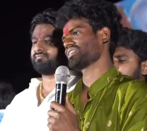 பல்லவி பிரசாந்த் தெலுங்கு பிக்பாஸ் நிகழ்ச்சியில் வென்ற இவரது ரசிகர்கள் வன்முறையில் இறங்கியது