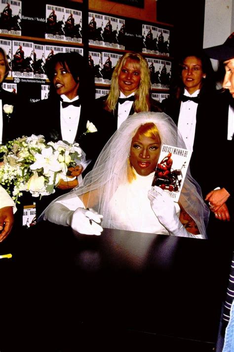 Dennis Rodman Book Signing 1996 35mm Slide I Combine Shipping