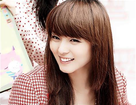 وێنەی کچی کۆری