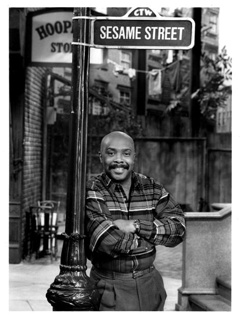 Sesame Streets 45th Anniversary Roscoe Orman On Playing Gordon Time