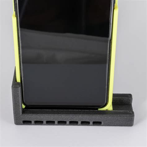 3d Printable Ezpz Phone Stand By Devin Enrique Büchele De Montes