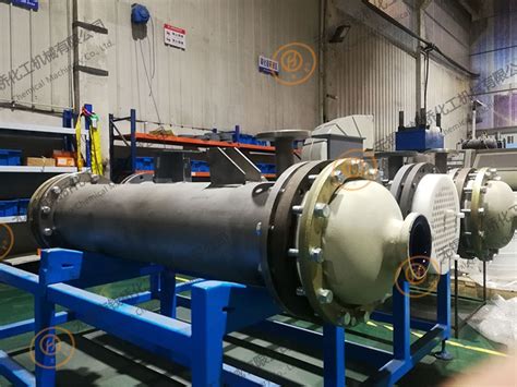 普通型双管板碳化硅换热器 碳化硅换热器 无锡钱桥化工搪玻璃设备生产厂家