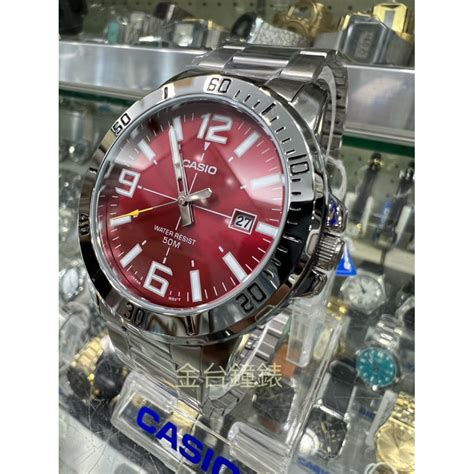 【金台鐘錶】casio卡西歐 Mtp Vd01d 4b 紅色錶面 不鏽鋼錶帶 日期顯示 防水50米 蝦皮購物