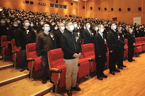立志成才 报国裕民—— 上科大师生深切缅怀江泽民同志