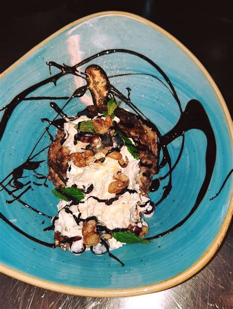 Grill Restaurant And Terrace Lovec Ne Samo Blejska Kremšnita Tudi