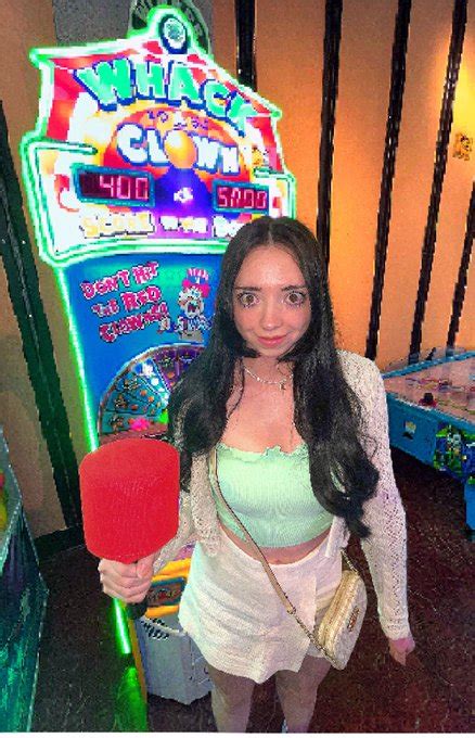 TW Pornstars Molly Moon Popular Pictures And Videos From Twitter For All Time