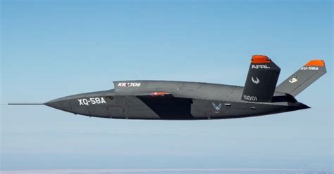 인공지능 무인전투기 떴다사람 없는 공중전 시대 ‘성큼