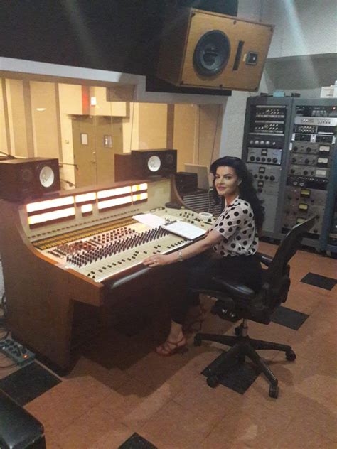 The Best Analog Studio Sue Moreno