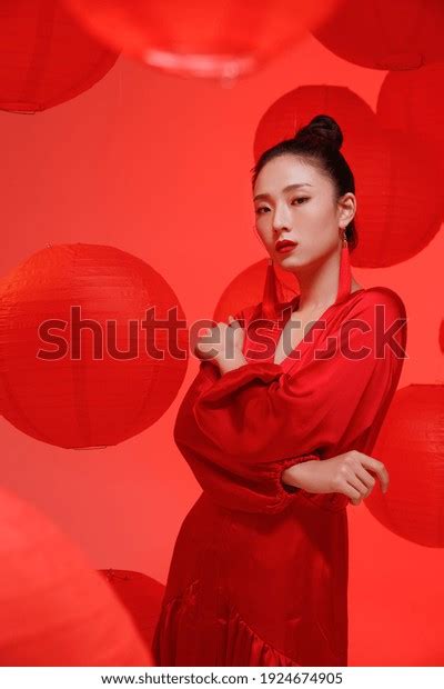 192127 Chinese Pose Royalty Free Photos And Stock Images Shutterstock