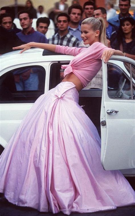 Claudia Schiffer By Arthur Elgort For Vogue December 1994