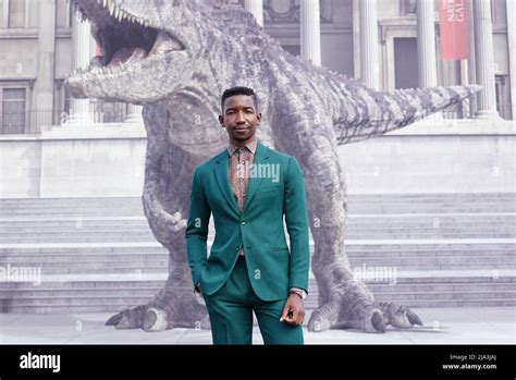 Mamoudou Athie Attends A Photocall For Jurassic World Dominion At