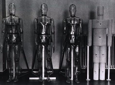 35 Terrifying Pictures Showing Bizarre Medical Treatments From The