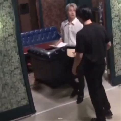 홍랑₅₉₄₅ On Twitter 세븐틴내에서 민규를 몸으로 견제할수있는 사람은 문준휘밖에없을것같아 꼴포 T
