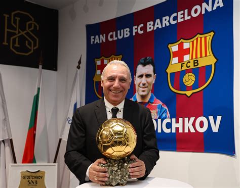 8️⃣ Как Христо Стоичков мотивира младите таланти на България Зала на