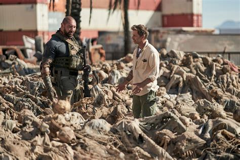 Zombie Heist In Vegas In Zack Snyders Netflix Movie Army Of The Dead