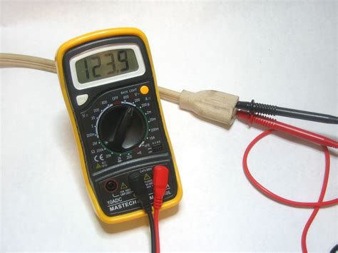 Multimeter Tutorial Voltage