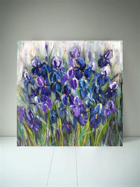 Картина с голубыми цветами