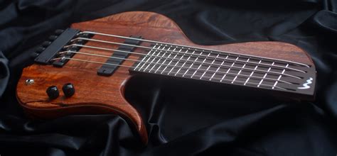 Miezo | mauriziouberbasses