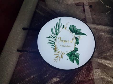 รับทำป้ายหน้าร้าน กล่องไฟ ตู้ไฟ อักษรไฟออกหน้า ไฟนีออนดัด นีออนไลท์ ไฟนีออน Flex ตัวอักษรไฟ