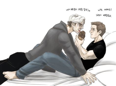 Pietro Maximoff Quicksilver Clint Barton Hawkeye Avengers Age Of Ultron Marvel Parejas