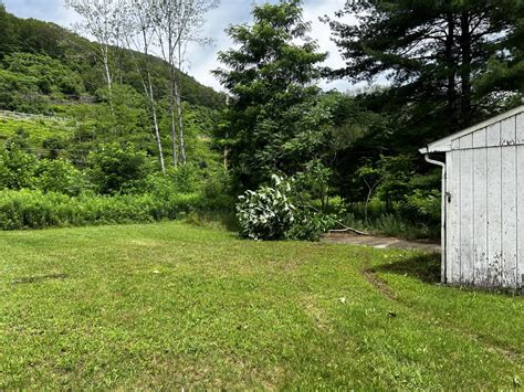 Retaining Wall Rip Out Grading And New Grass Green Element Design
