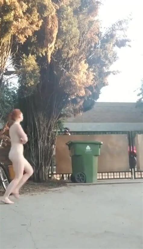 Outdoor Naked Pick Up ThisVid em inglês