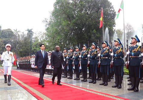越南国家主席梁强主持仪式 欢迎布隆迪总统正式访越 Vietnam Vietnamplus