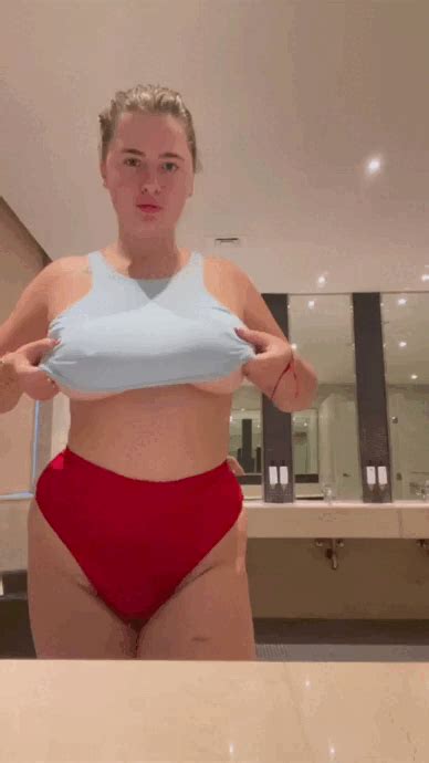 Huge And Saggy Definitely Qualify For An Evening Suck Right R Saggytit