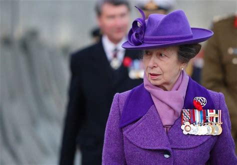 موج جدید کرونا به خانواده سلطنتی انگلیس هم رسید شکسته شدن رکورد ابتلای