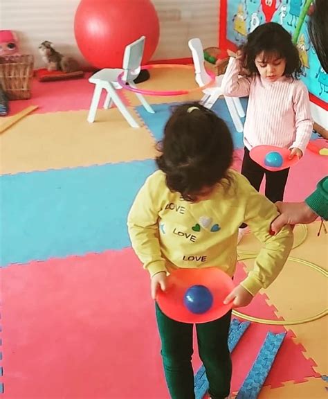 کارگاه دو زبانه بازی خلاق مادر و کودک نینوپیا