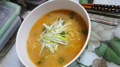 혼자서도 간편한 몸보신 곰탕면