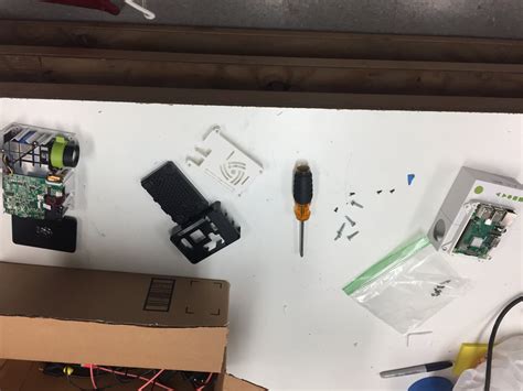 Raspberry Pi Portable Projector Gaming System Pi Go Portable 5 Steps