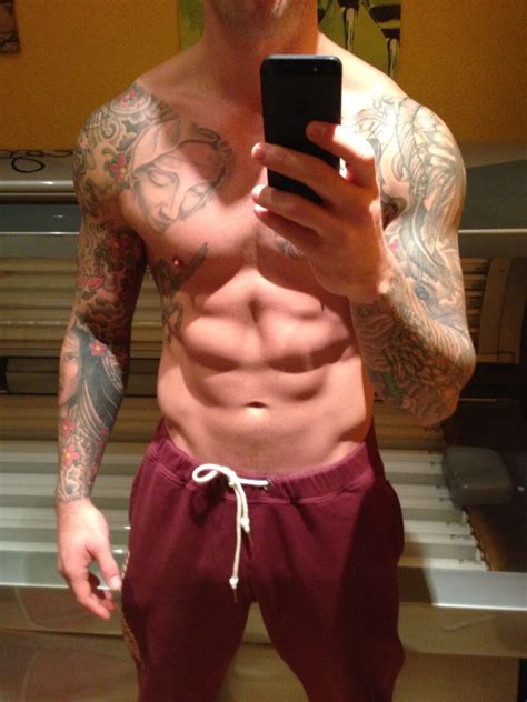 Photo Who S The Hottie Lpsg