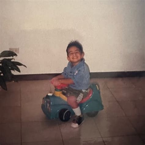 Nestor Nestor 1290 • Threads Say More