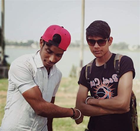 Pin By Ashvath K On Raju Kumar Mens Tshirts Mens Tops T Shirt