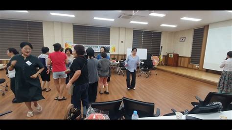 손치기발치기 전래놀이포크댄스 체육놀이 신체놀이 창의전래놀이교육협회 이미정대표 Youtube