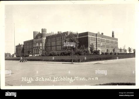 Hibbing Minnesota Usa View Of The High School Street Facade Usage
