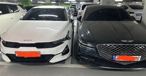 적반하장 주차선 넘은 차주 옆차 침 뱉고 욕설 쪽지