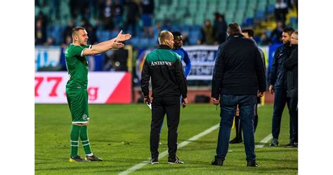 Моци лошото момче във футбола