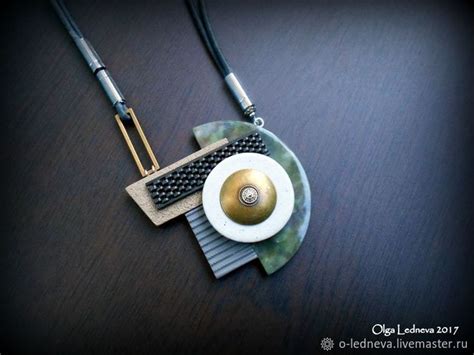 Кулон из полимерной глины купить или заказать в интернет магазине на Ярмарке Мастеров Кулон