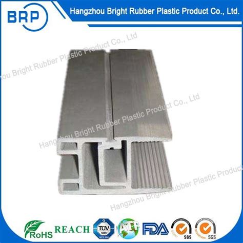 중국 사용자 지정 Upvc 플라스틱 프로필 Pvc 프로필 압출기 창 제조 업체 공급 업체 공장 중국산 밝은 고무 플라스틱