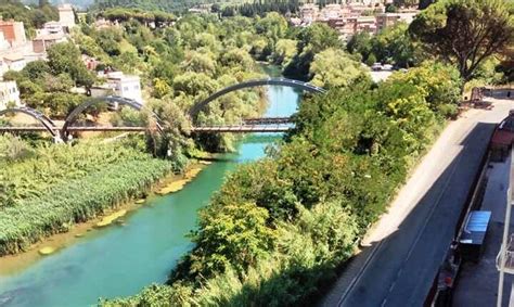 Fiume Aniene A Tivoli Urge Bonifica Degli Argini Confinelive