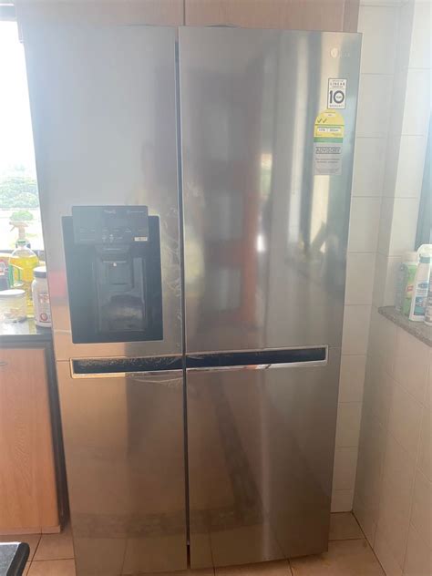 Lg Thinq Fridge Tv Home Appliances Kitchen Appliances Refrigerators Freezers On Carousell