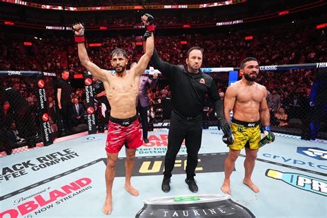 Next Champ Yair Rodriguez Receives Glowing Praise From Fans After