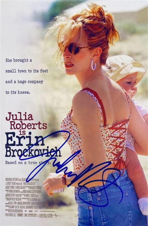Erin Brockovich Julia Robert Facsimile Signed Movie Photo